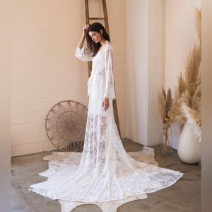 Bella Collins | Intimates & Sleepwear | Long Lace Wedding Robe | Poshmark